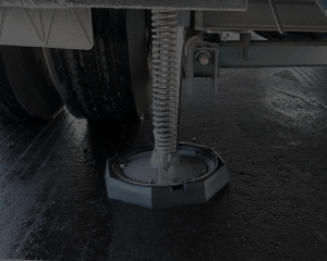 HiWay Plus | Class A Motorhome Permanent Jack Pads | RV SnapPad®